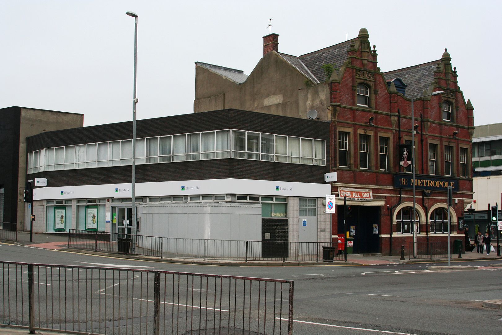 Trinity Square (inc. Tesco) | Gateshead | 46m | 13fl | Completed | Page ...