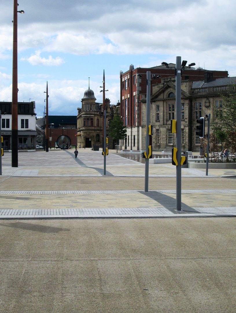 KEEL SQUARE - A Public Square in the City Centre and developments ...